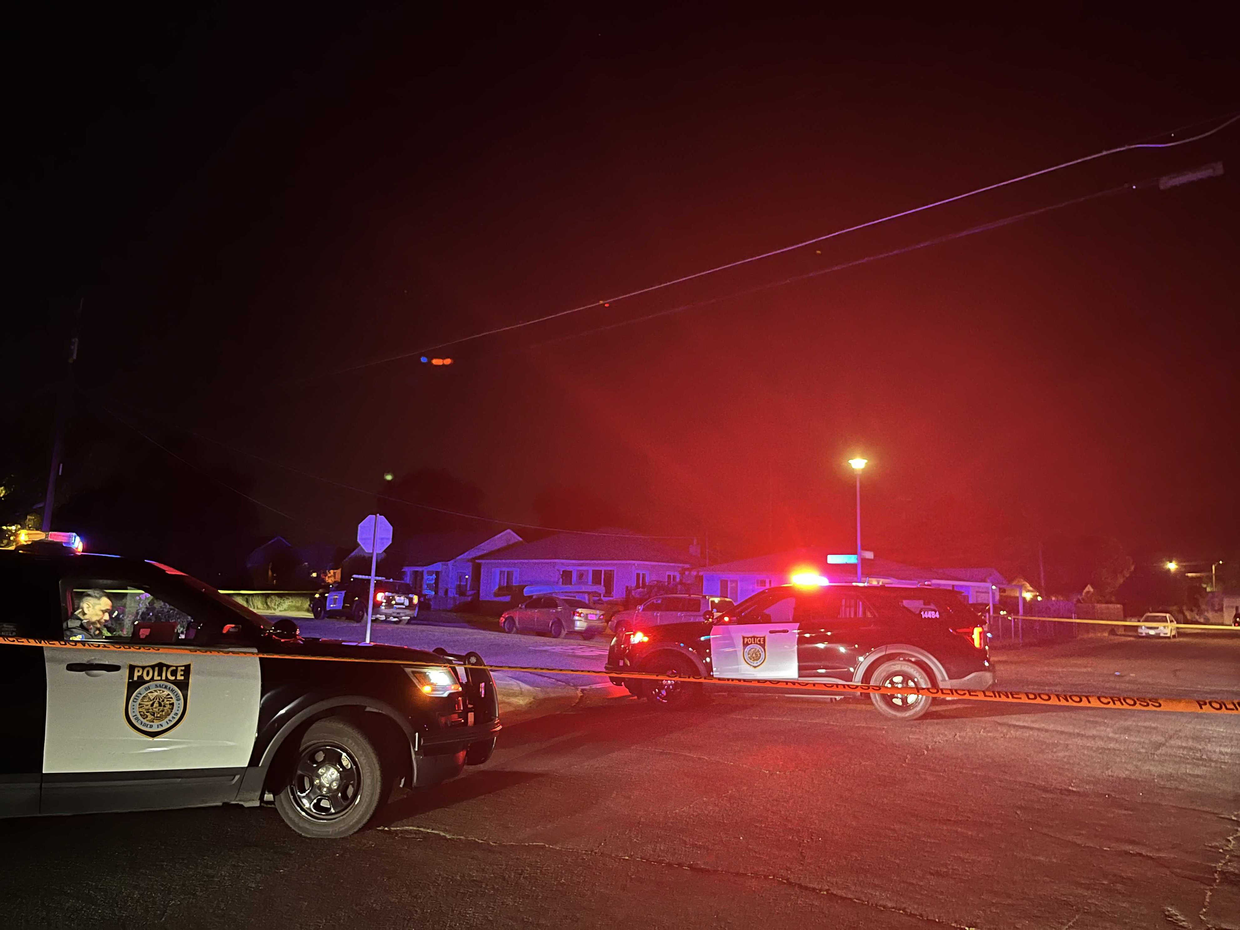 2 people stabbed in Sacramento, 1 in critical condition, police say