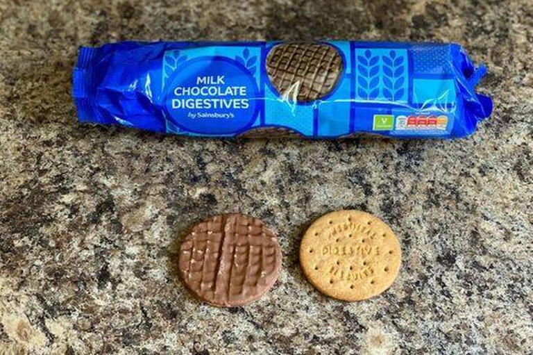 I tried chocolate digestives from Aldi, Lidl, Tesco, Asda and Sainsbury ...