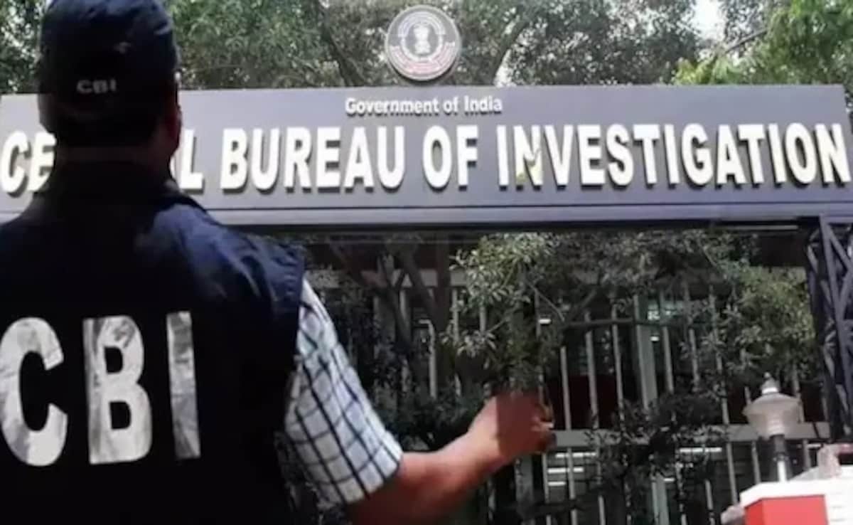 CBI Arrests Income Tax Commissioner, 4 Others In Rs 70 Lakh Bribery Case