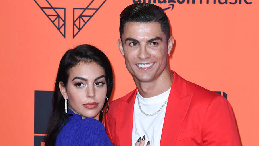 Cristiano Ronaldo’s Partner Georgina Rodriguez Embraces Her Latin ...
