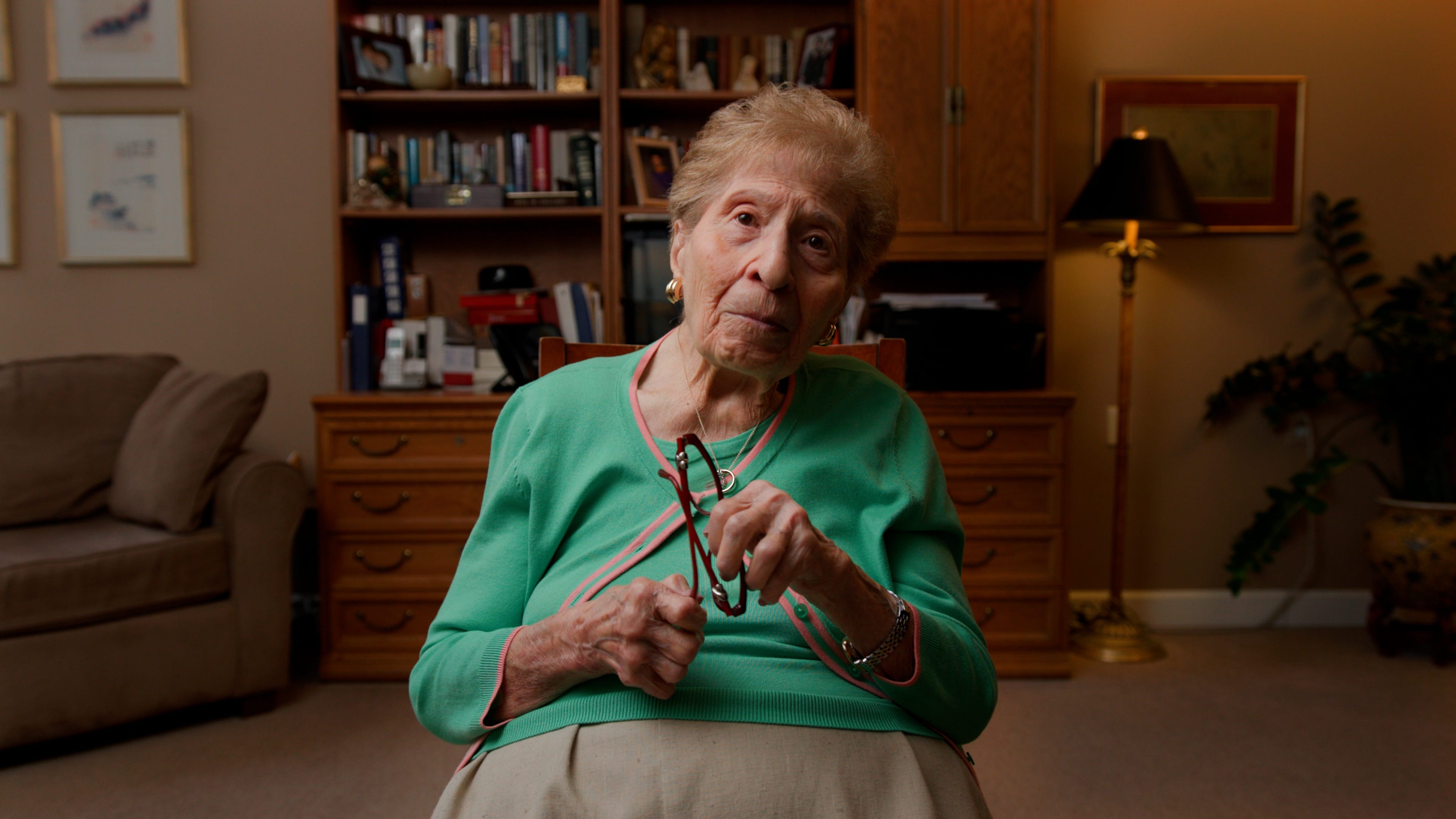 5 people in their 100s share their secrets to a successful life and ...