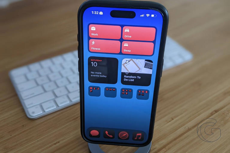 I Spent 5 Minutes Doing This One iPhone Maintenance Task—Now Everything ...