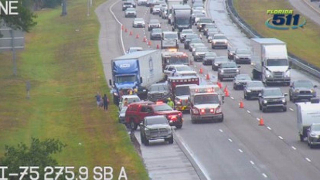 I-75 southbound backed up for several hours after crash involving semi ...