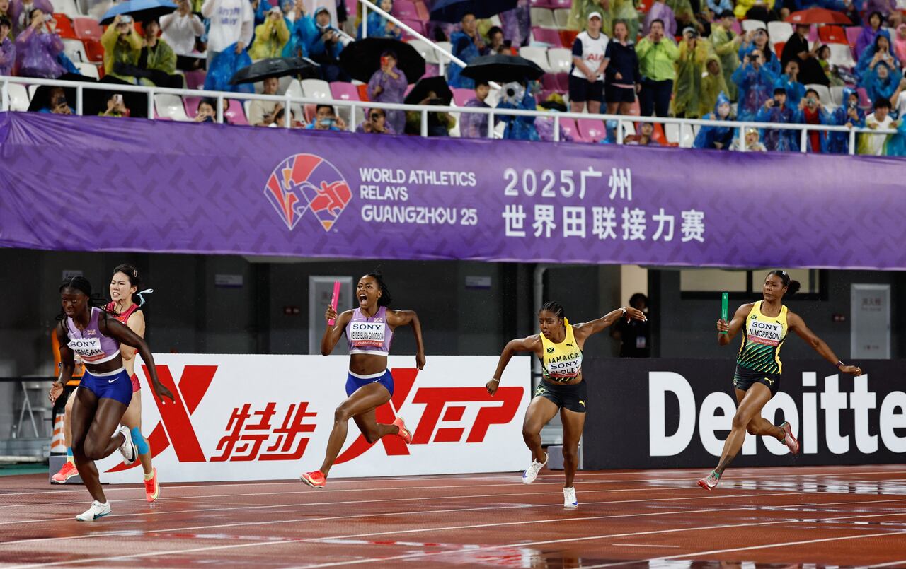Canada's mixed relay team qualifies for the World Relays finals