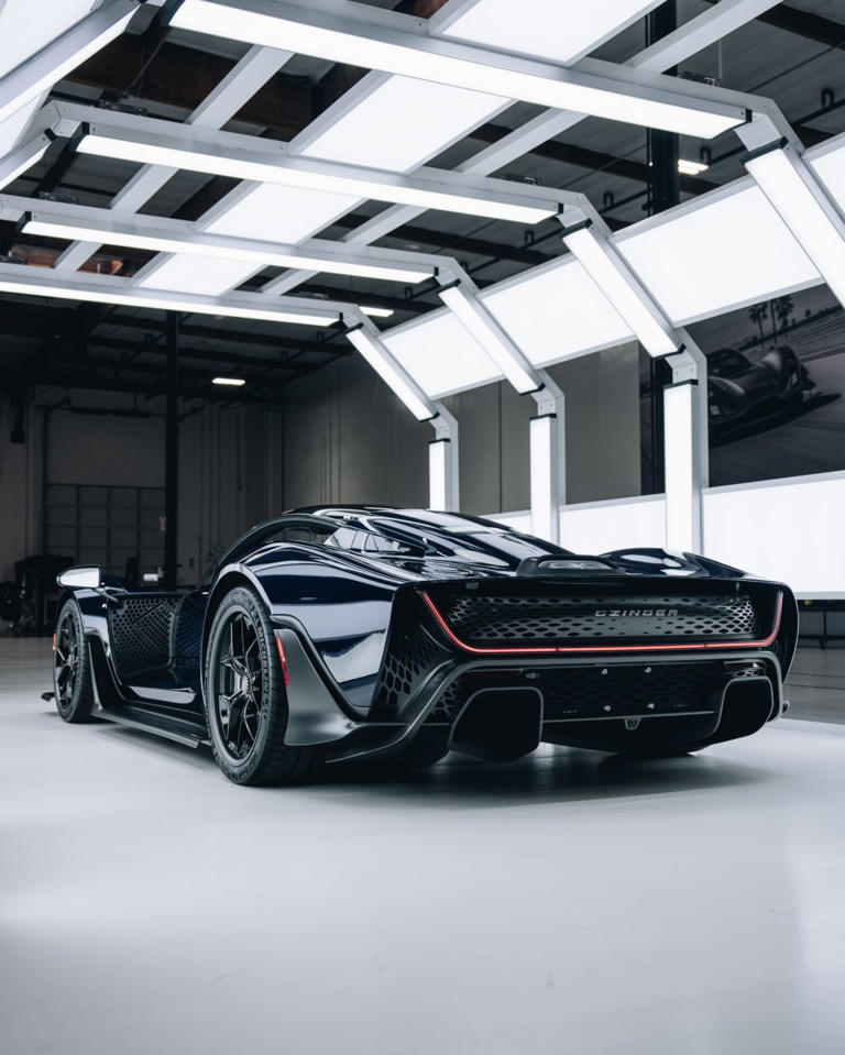 New hypercar Czinger 21C, is first to be 3-D printed and can go 0-60 in ...