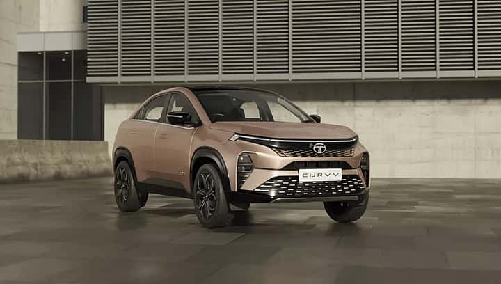 Tata Motors Share Price Hit One-Month Low As Free Cash Flow In FY26 ...