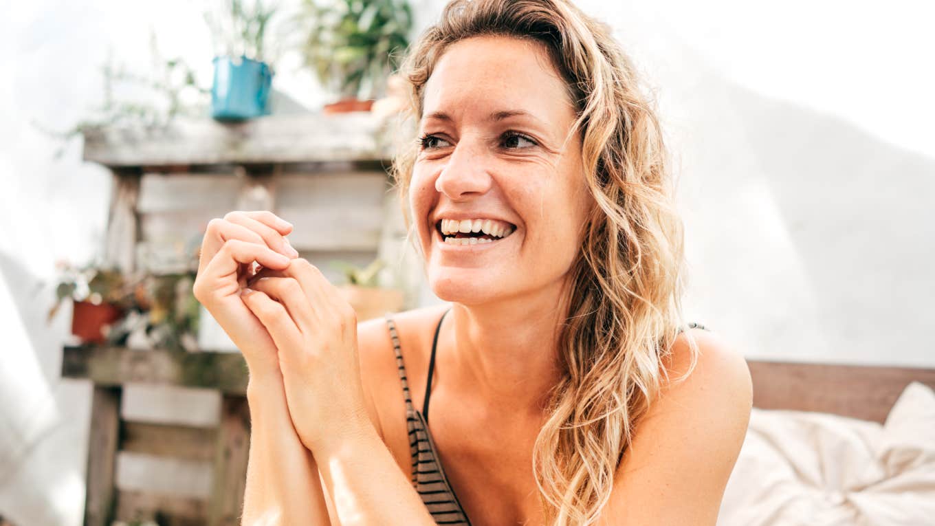 8 Signs You're Part Of The Xennial Microgeneration (Caught Between Gen ...