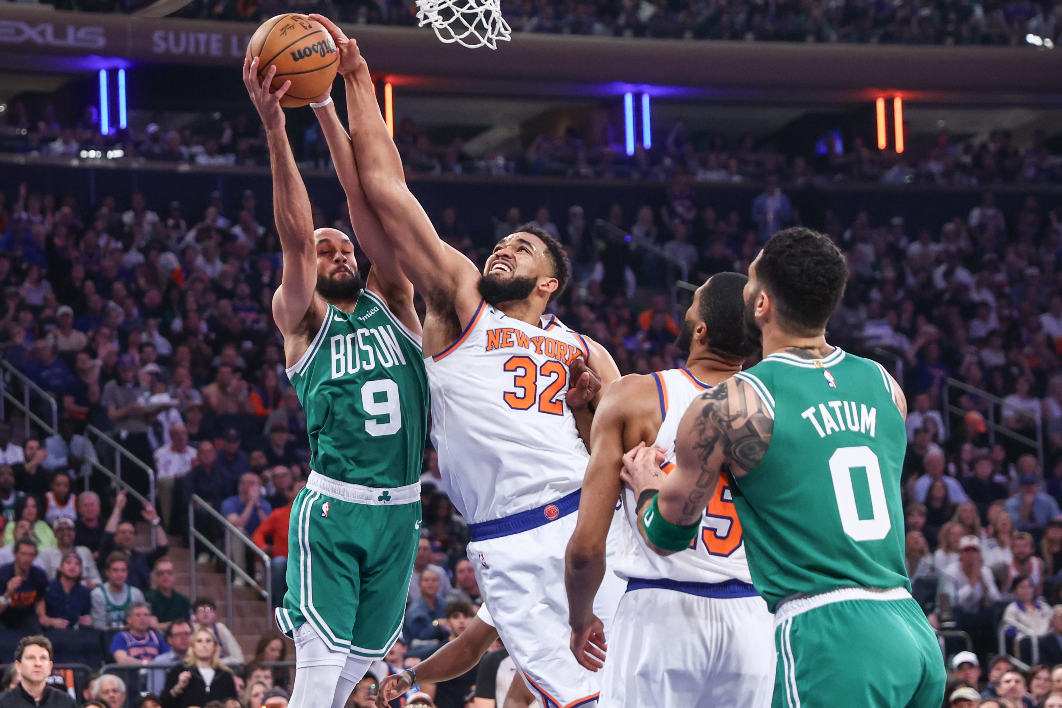 Takeaways: NY Knicks blown out by hot-shooting Boston Celtics in Game 3