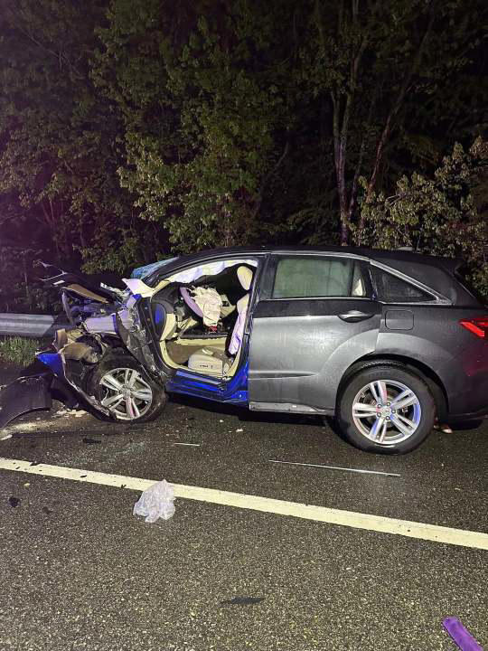 Two people hospitalized after head-on collision in Mashantucket