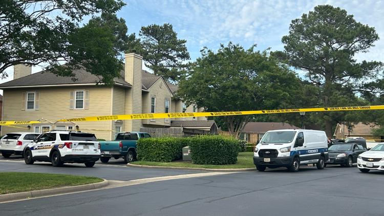 Man charged with 2nd-degree murder after Virginia Beach woman found dead