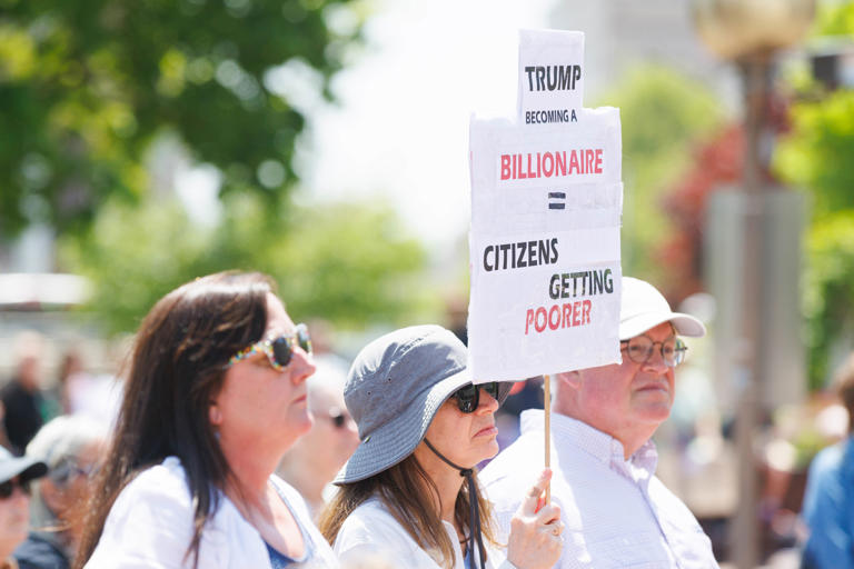 Here's where 'No Kings' protests are happening around Indiana today