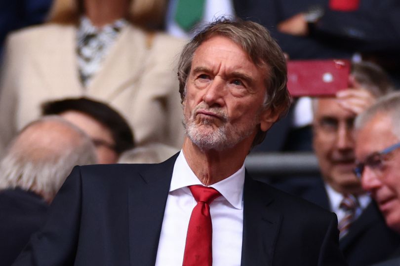 Man United manager was told 'he's had his time' just hours before he ...