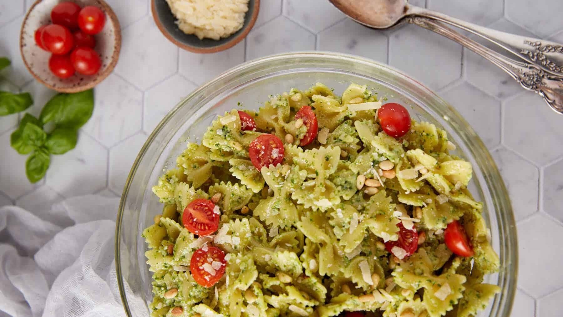 These 22 Festive Pasta Salads Are Made for Sunshine & Good Times