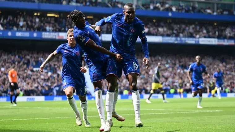 Chelsea looking to sell first team attacker and replace him with ...