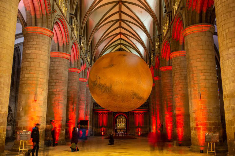 'Breathtaking' giant Mars sculpture is coming to Leicester Cathedral