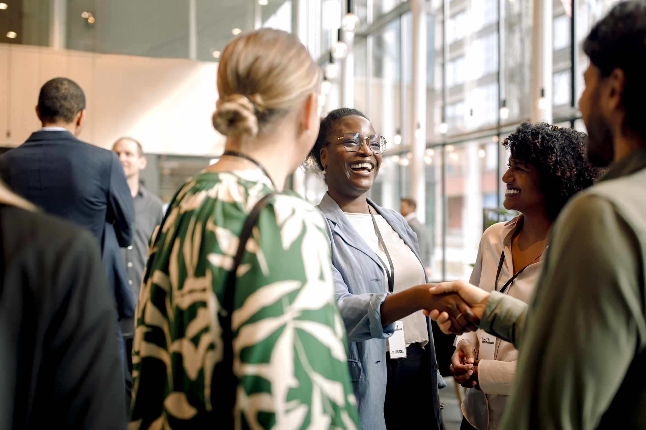8 tips to network like a pro, according to experts