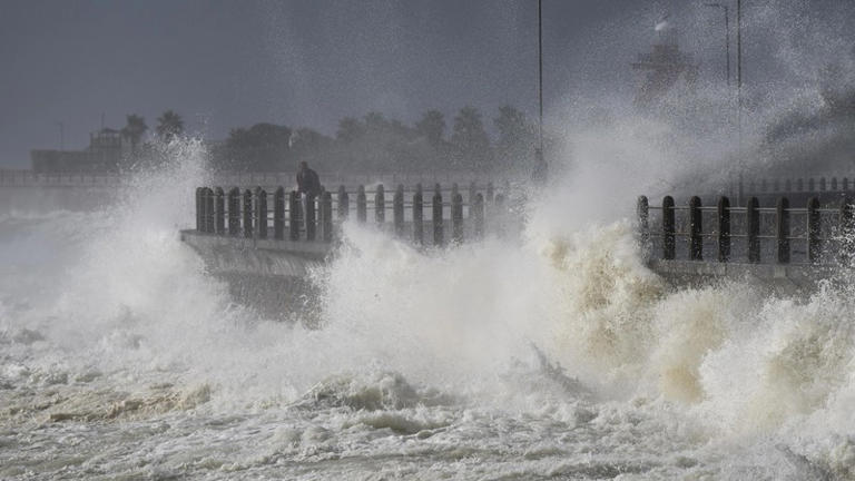 Cape Town dodges severe cold front impact: Week ahead brings calmer weather