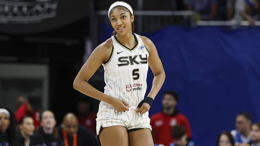 WNBA's Angel Reese debuts 'Chicago flag' Reebok PE in preseason finale