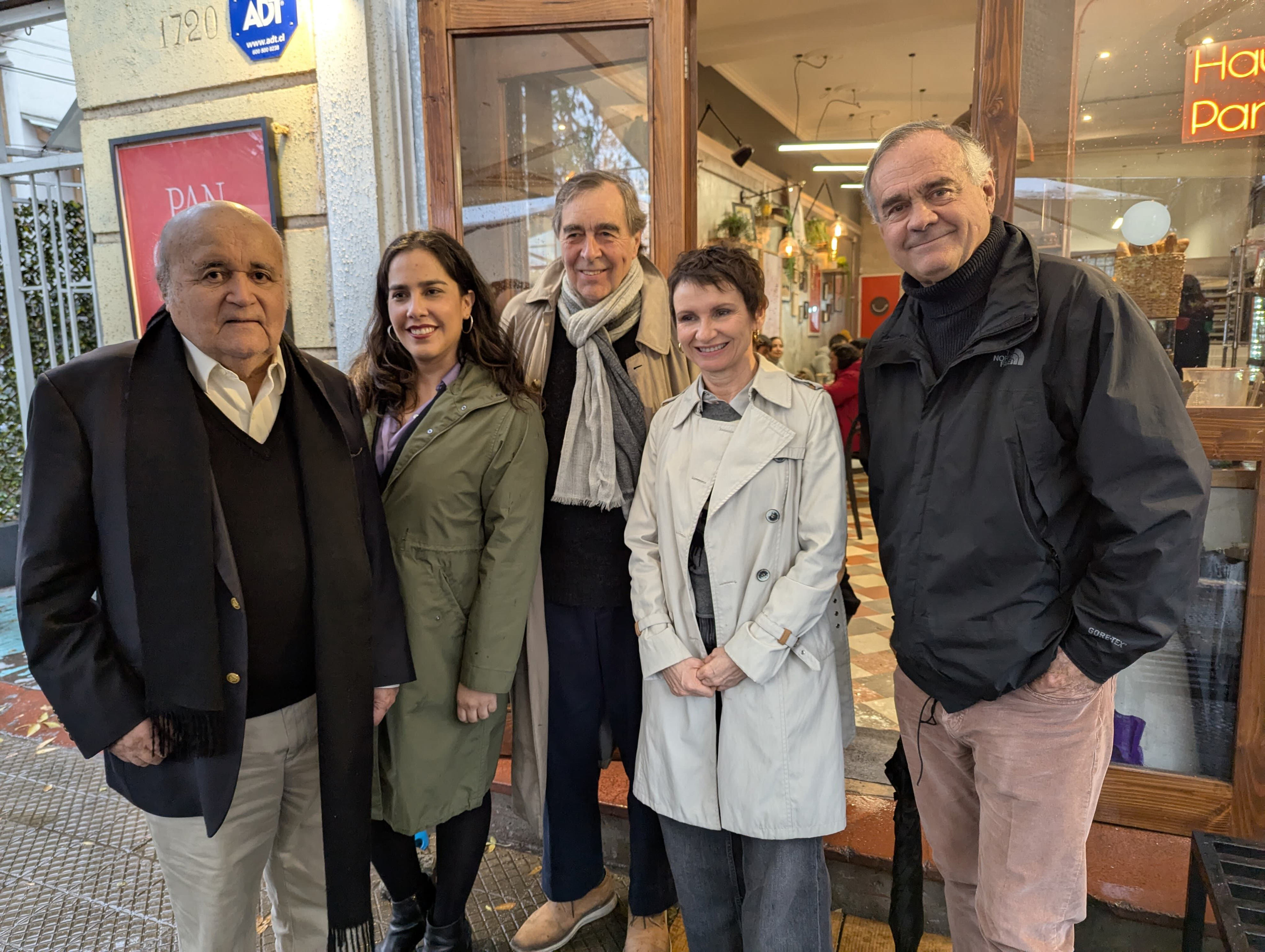 Los Albornoz, los Krauss y los Walker: los disímiles caminos de las ...