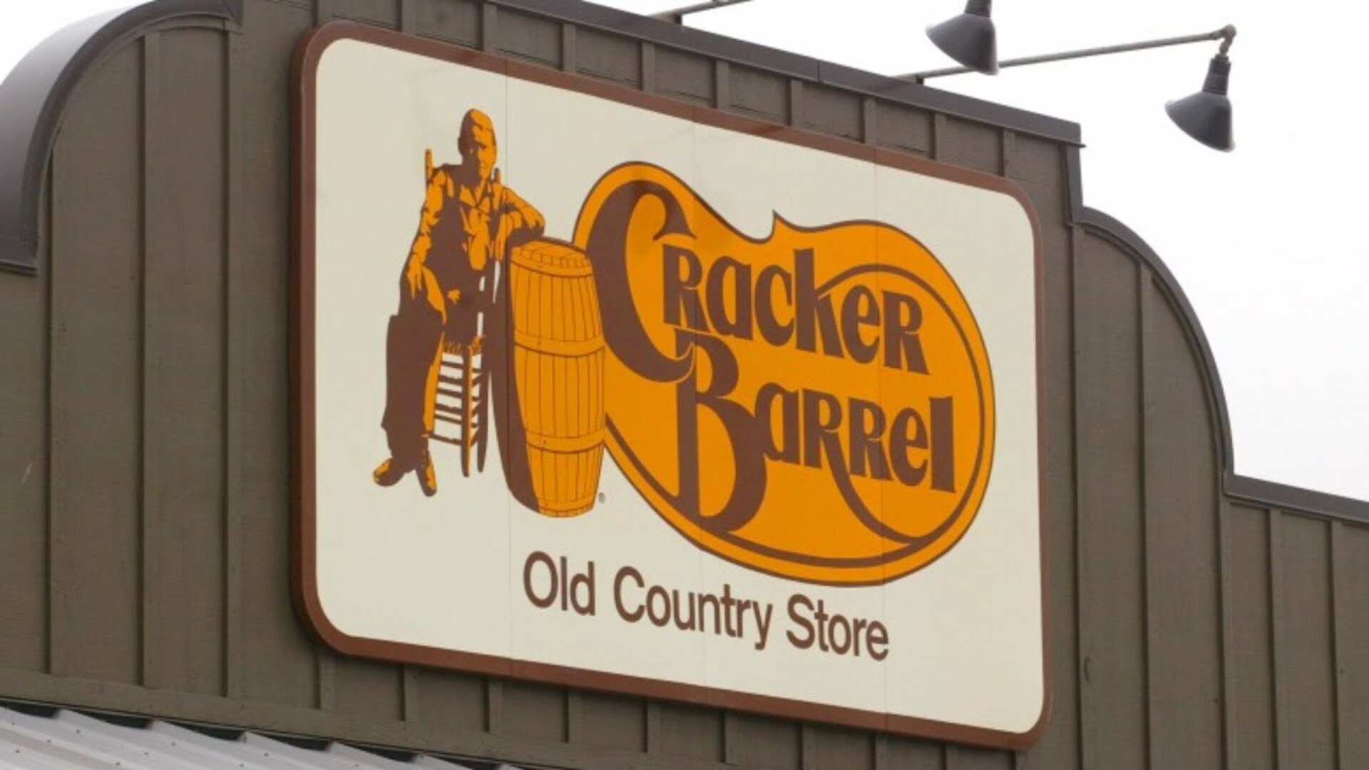 Things You Should Never Order At Cracker Barrel