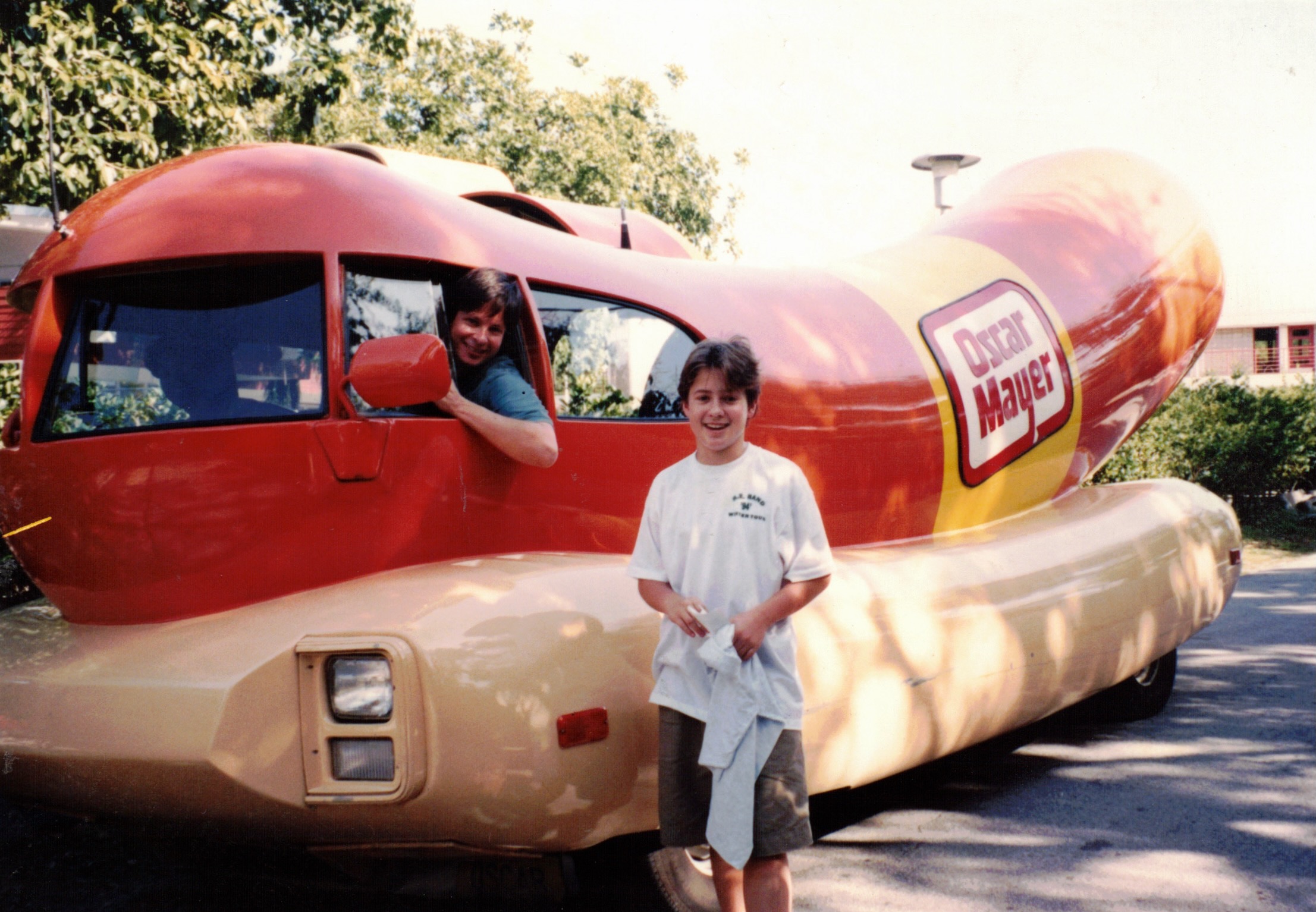 Dave Barry looks back at growing up without growing up