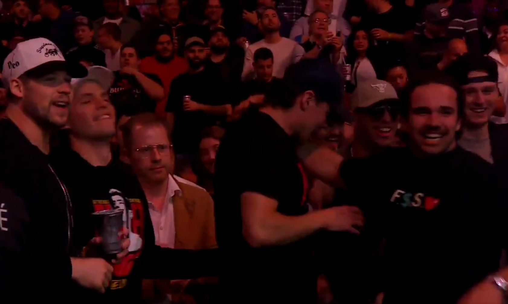 UFC 315 : Plusieurs joueurs du CH étaient présents hier soir au Centre Bell