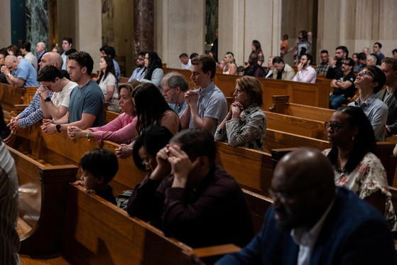 At Sunday Mass in New York, Americans celebrate their new pope
