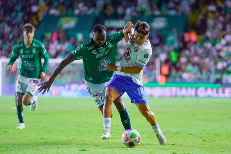 Cruz Azul vs León: Consulta las alineaciones del partido de cuartos de ...