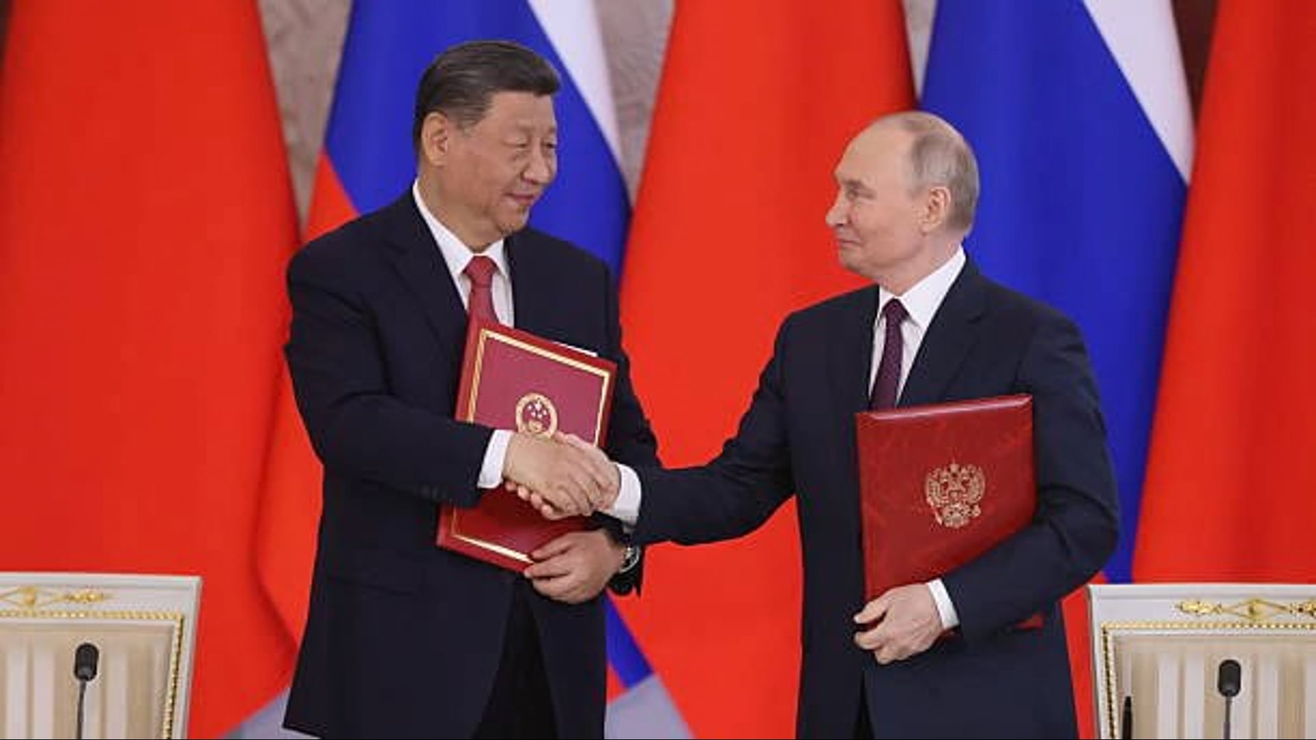 Vladimir Poutine Accueille Xi Jinping Lors Du Défilé Russe Du Jour De ...