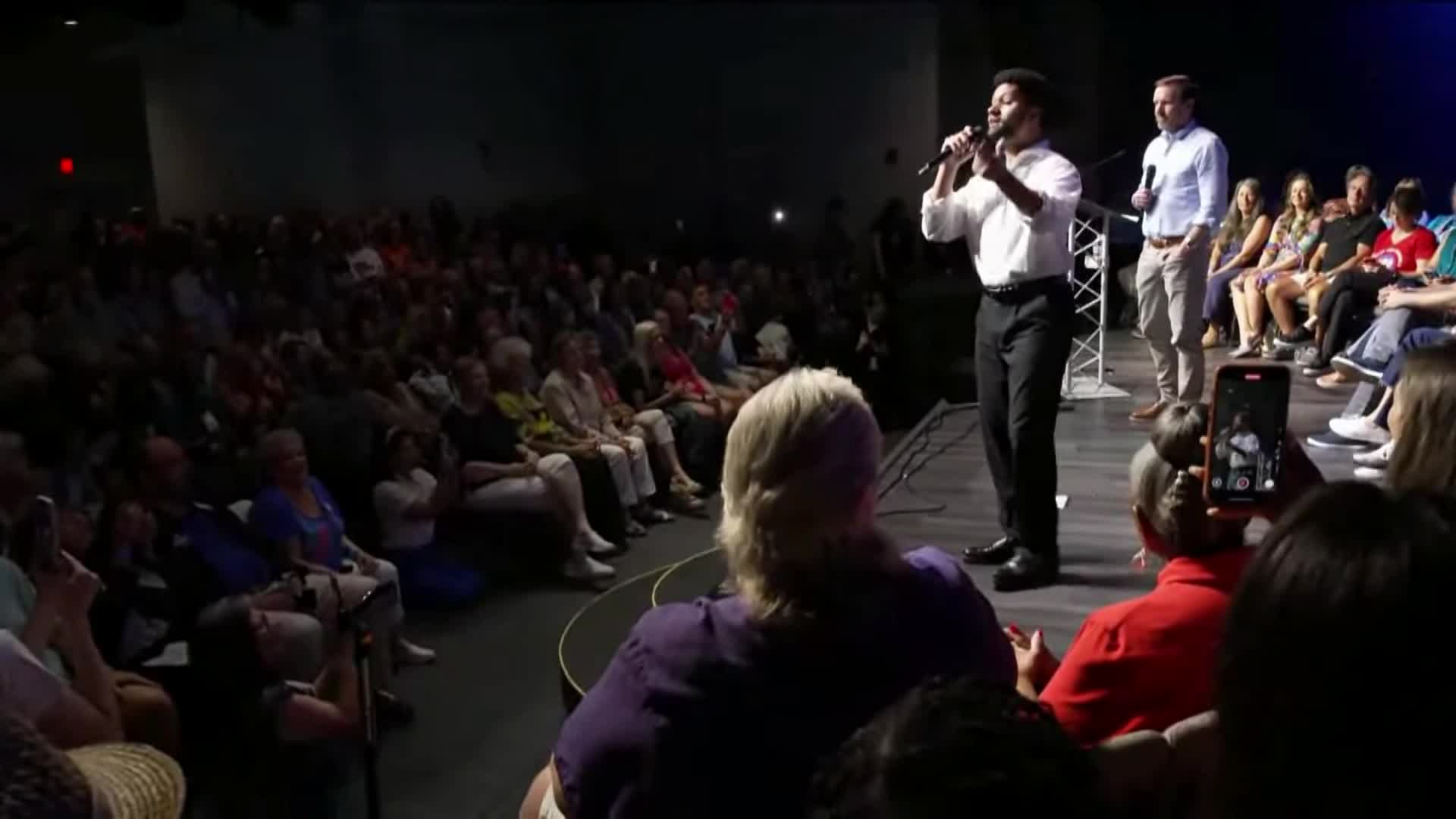 Rep. Frost and Sen. Murphy host town hall in Sarasota