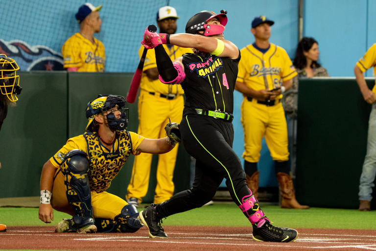 Who are the Savannah Bananas? Everything to know about 'the greatest ...