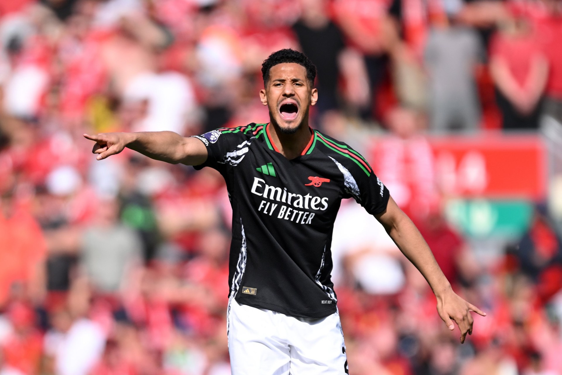 Jamie Carragher blasts William Saliba for 'poor' mistake in Liverpool ...