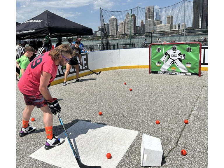 HockeyFest draws 50 teams to Windsor's Riverside Festival Plaza
