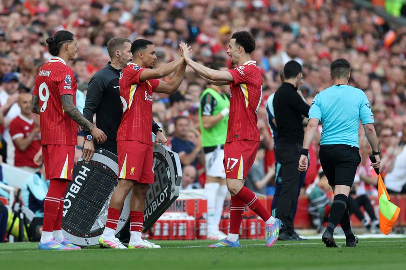 Cody Gakpo and Luis Diaz's Trent Alexander-Arnold reaction to booing ...