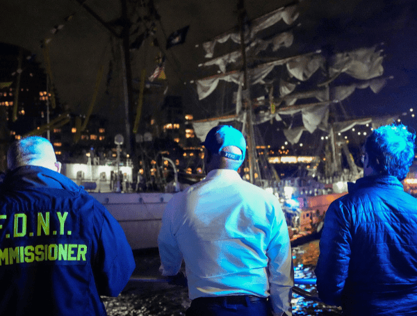 Mexican Navy Ship Strikes Brooklyn Bridge; 2 Crew Members Dead
