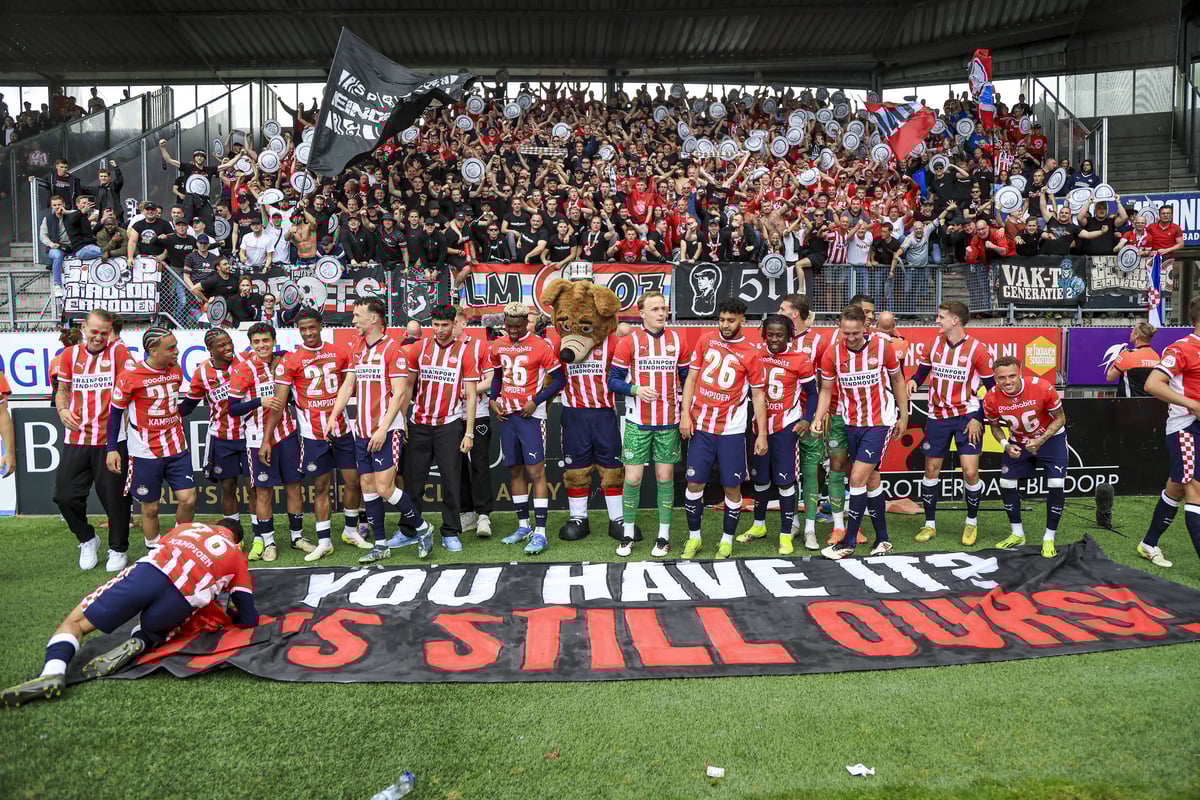 Huldiging PSV op tv: hier kijk je live naar de festiviteiten
