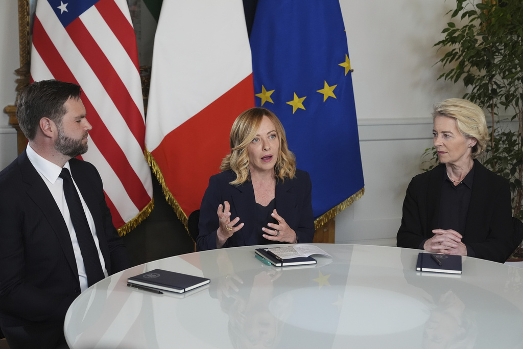 Συνάντηση κορυφής στη Ρώμη: Τι συζήτησε ο Τζέι Ντι Βανς με Φον ντερ ...