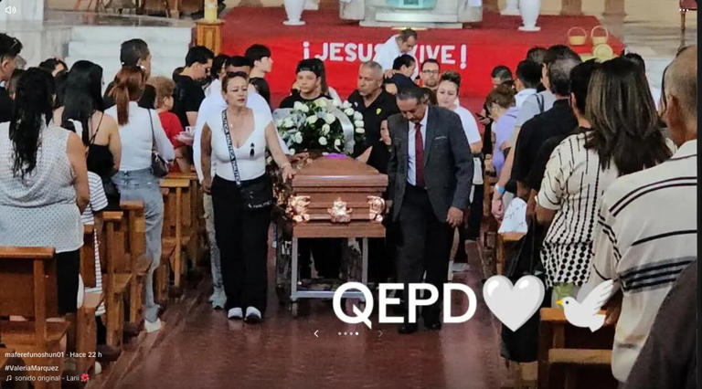Madre de Valeria Márquez fue captada en funeral de su hija y por esto ...