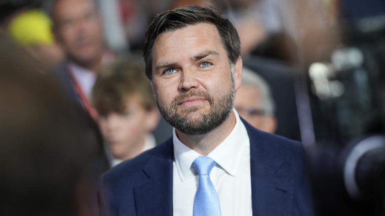 JD Vance's Meet & Greet With Pope Leo XIV After Inaugural Mass Has ...