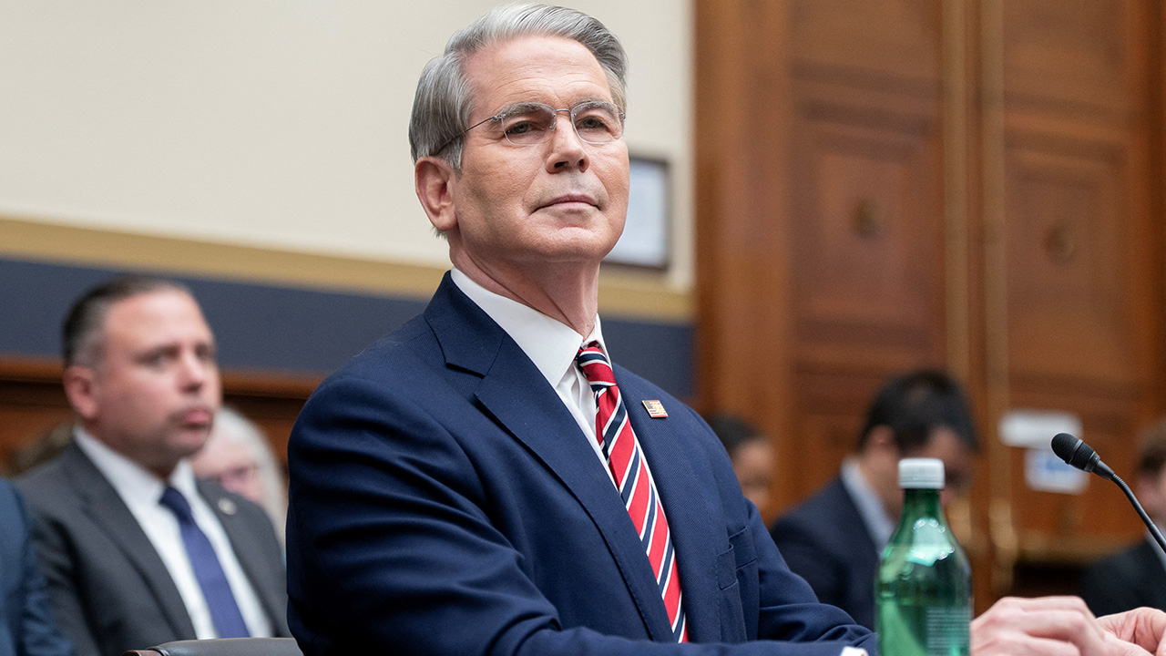Treasury requires US financial institutions cut ties with Mexico-based ...