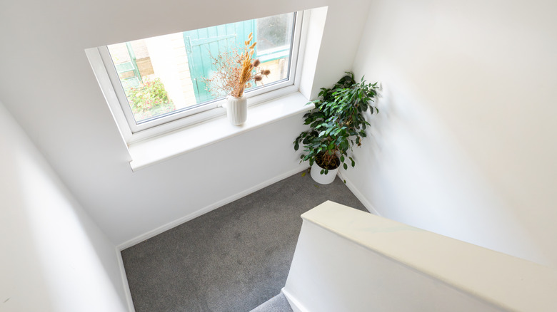 Make Half-Landings More Cohesive With Simple Color Hacks