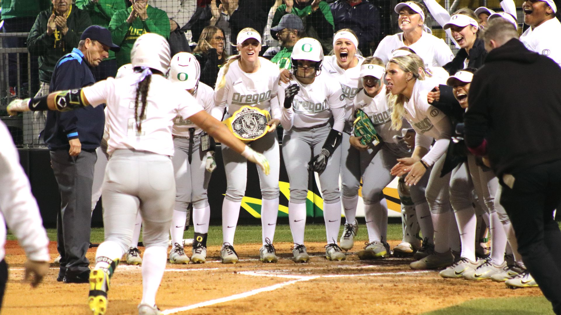 Softball Regional Final: Game Thread