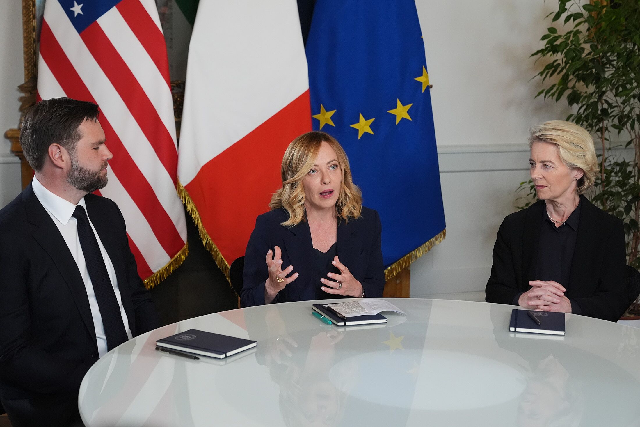 Meloni to See Vance, Von Der Leyen as Leaders Gather in Rome