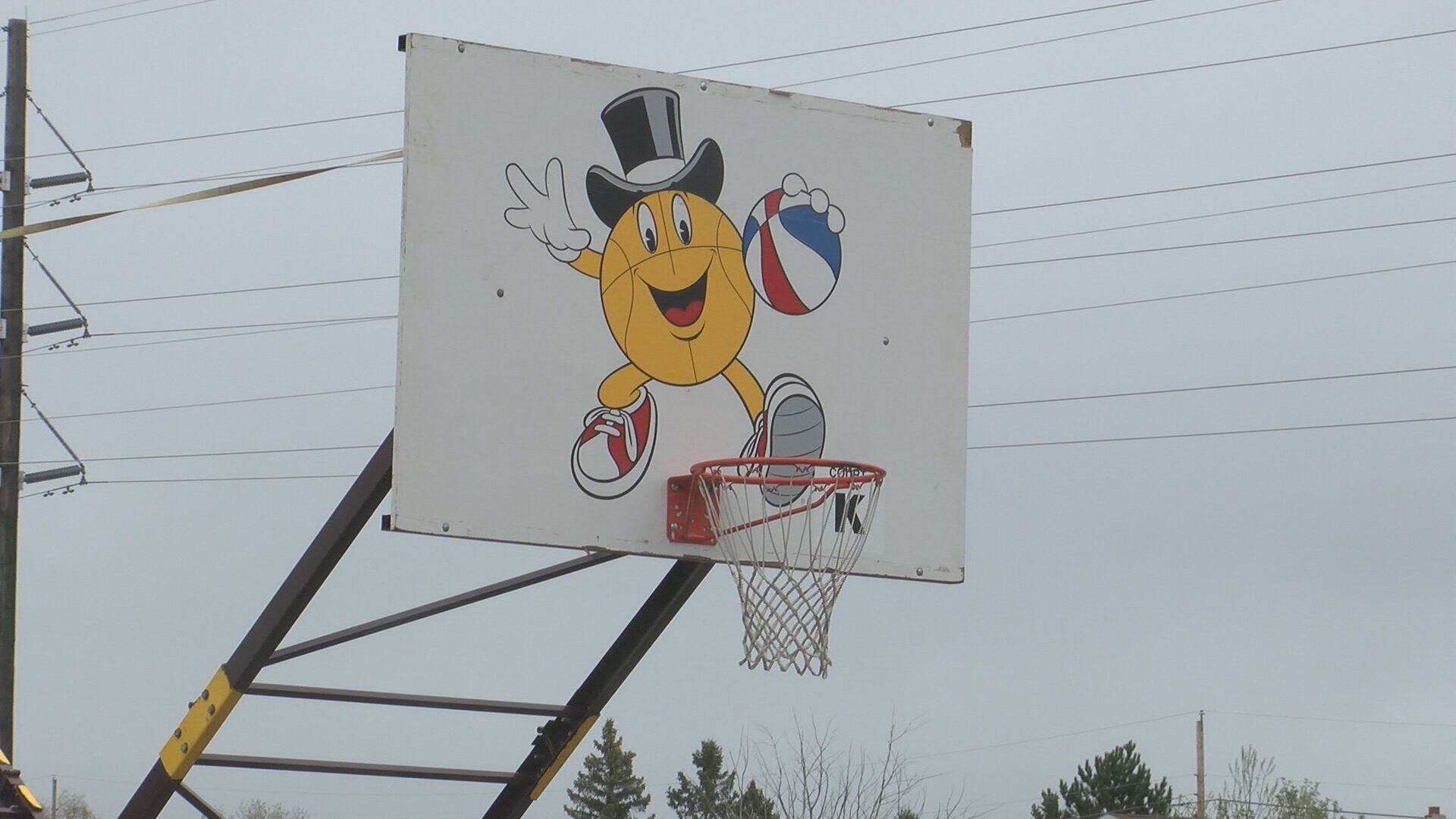 Gwinn Gus Macker tournament draws in 220 teams