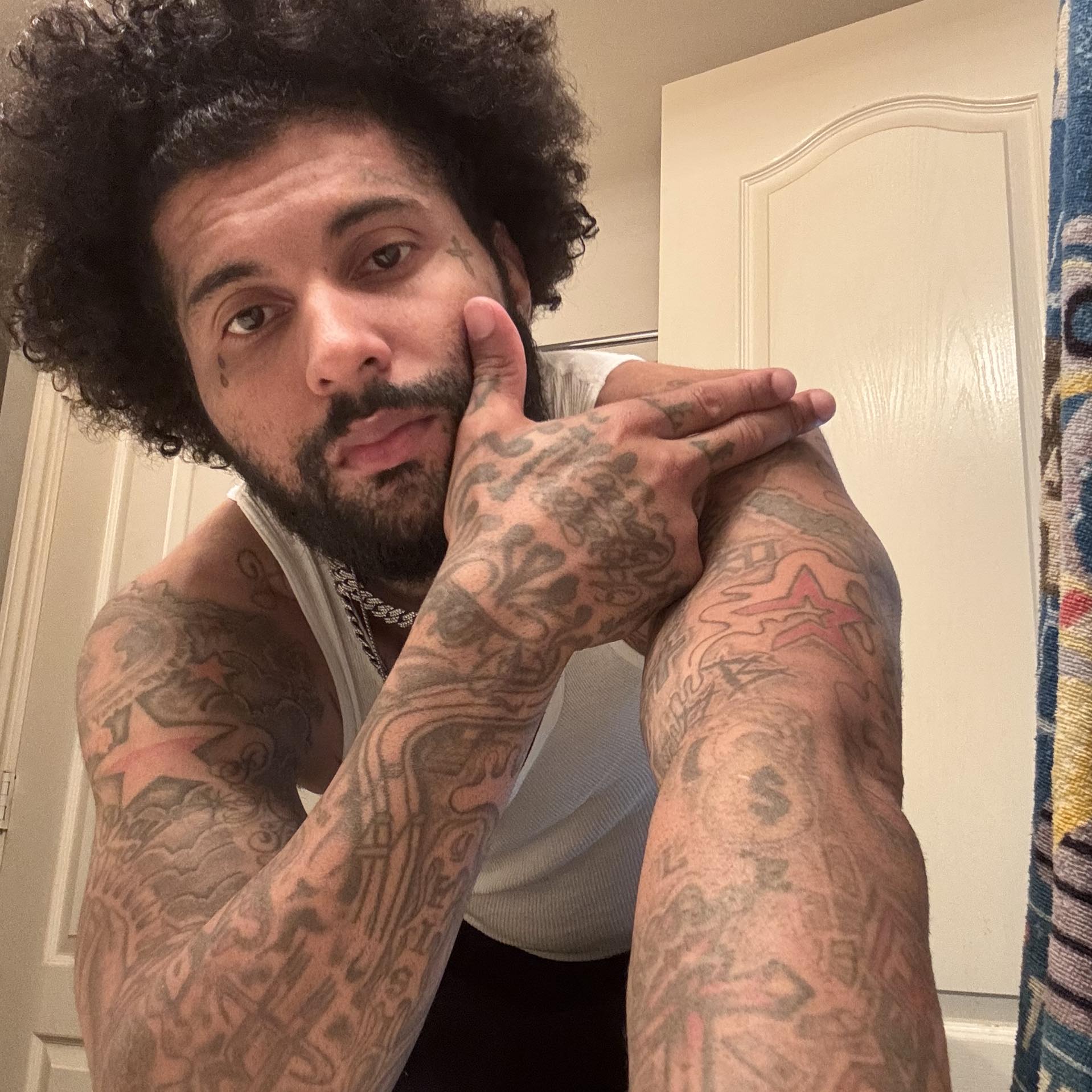 Hired to Move Furniture, Houston Man Finds Box Containing Body of ...