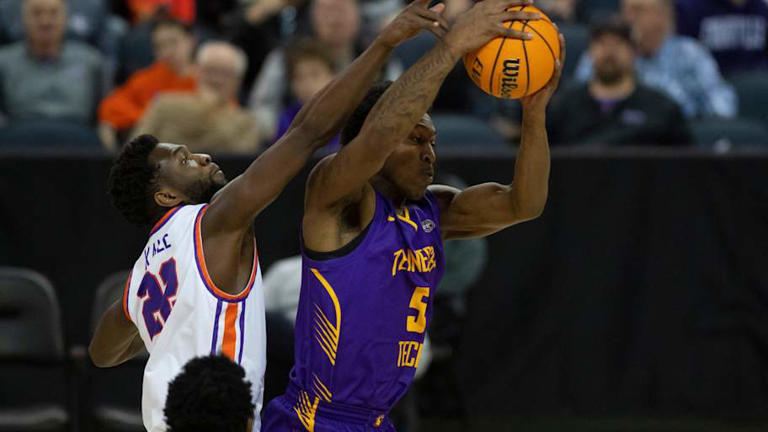 Former NC State Basketball Transfer Target Reopens Recruitment