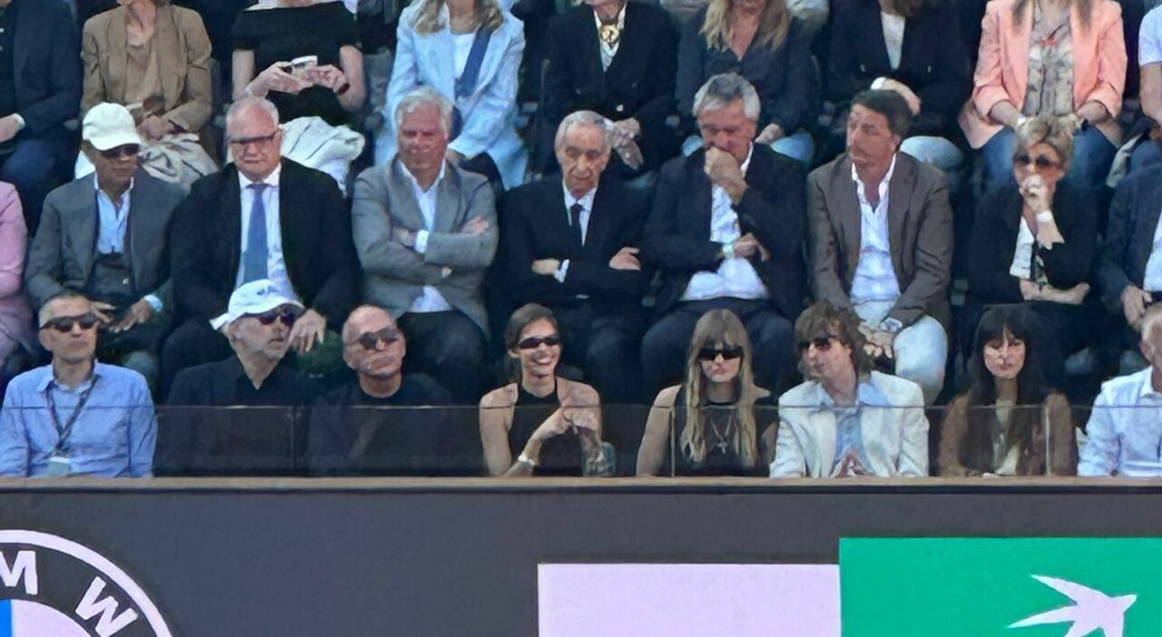 Sinner, i vip alla finale: da Victoria e Thomas dei Maneskin (con ...