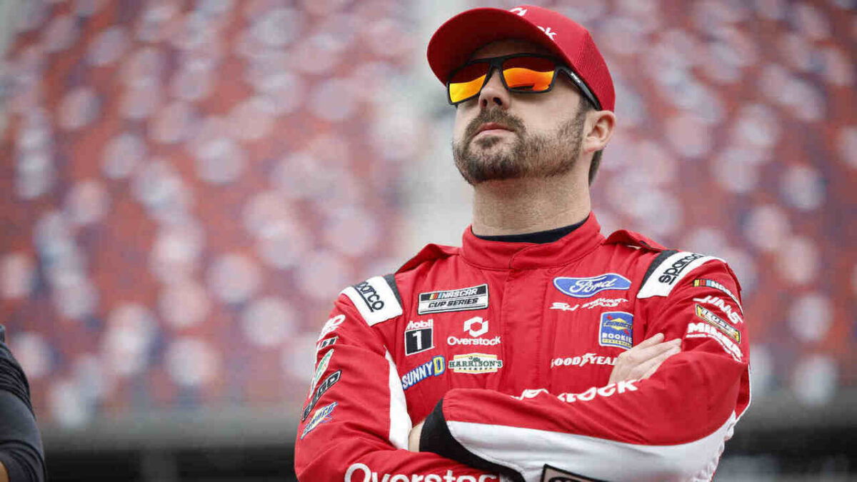 Kevin Harvick and Mamba Smith Exposes How Josh Berry Is Making Team ...