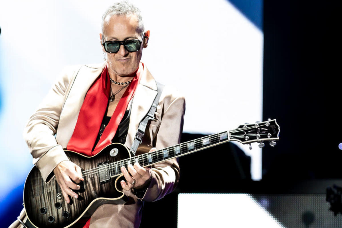 Legendary Rocker, 62, Plays First Show Since Undergoing Bone Marrow ...