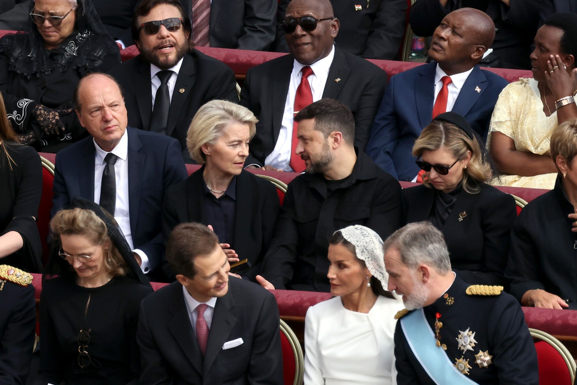 Zelenskiy Meets Vance, Rubio Ahead of Trump-Putin Call